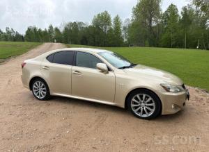 Dzeltens Lexus IS 2008 Rīga, ar dzinēja tilpumu 2.50 L un nobraukumu 203 tūkst. km par 5350 €, foto  vietnē AUTOMOTO.COM.LV