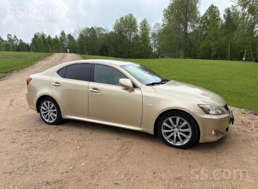 Dzeltens Lexus IS 2008 Rīga, ar dzinēja tilpumu 2.50 L un nobraukumu 203 tūkst. km par 5350 €, foto 1 vietnē AUTOMOTO.COM.LV