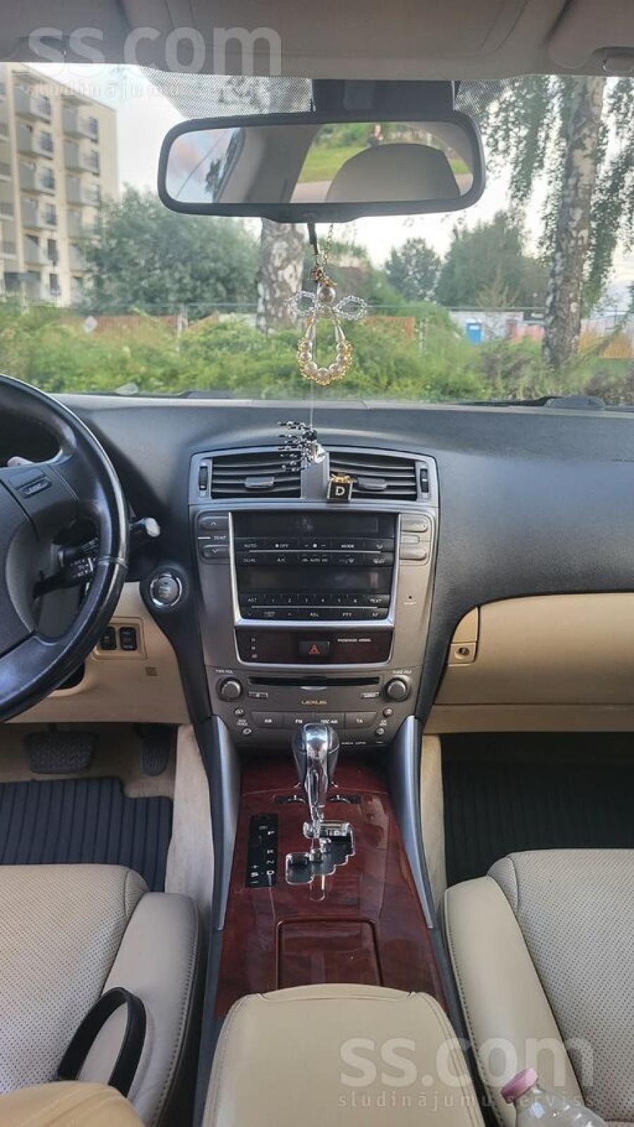 Dzeltens Lexus IS 2008 Rīga, ar dzinēja tilpumu 2.50 L un nobraukumu 203 tūkst. km par 5350 €, foto 5 vietnē AUTOMOTO.COM.LV