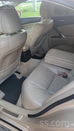 Dzeltens Lexus IS 2008 Rīga, ar dzinēja tilpumu 2.50 L un nobraukumu 203 tūkst. km par 5350 €, foto 8 vietnē AUTOMOTO.COM.LV