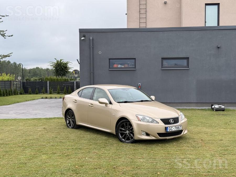 Dzeltens Lexus IS 2008 Rīga, ar dzinēja tilpumu 2.50 L un nobraukumu 172 tūkst. km par 5250 €, foto 1 vietnē AUTOMOTO.COM.LV