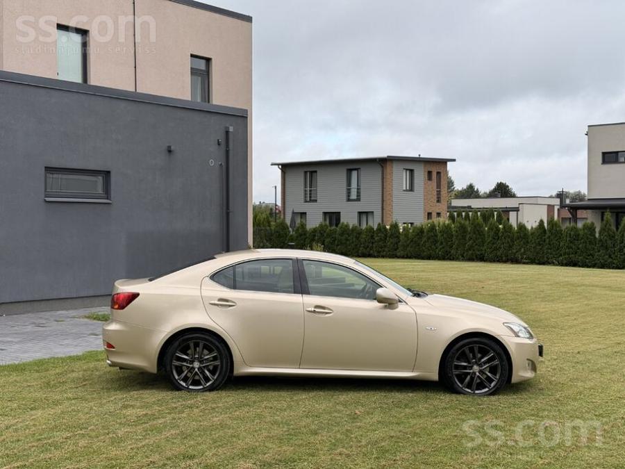Dzeltens Lexus IS 2008 Rīga, ar dzinēja tilpumu 2.50 L un nobraukumu 172 tūkst. km par 5250 €, foto 7 vietnē AUTOMOTO.COM.LV