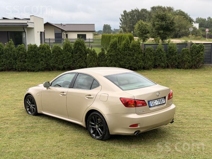 Dzeltens Lexus IS 2008 Rīga, ar dzinēja tilpumu 2.50 L un nobraukumu 172 tūkst. km par 5250 €, foto 9 vietnē AUTOMOTO.COM.LV