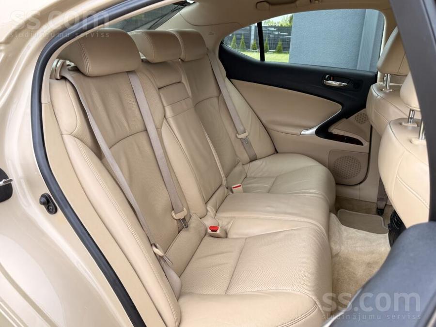 Dzeltens Lexus IS 2008 Rīga, ar dzinēja tilpumu 2.50 L un nobraukumu 172 tūkst. km par 5250 €, foto 20 vietnē AUTOMOTO.COM.LV