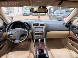 Dzeltens Lexus IS 2009 Rīga, ar dzinēja tilpumu 2.50 L un nobraukumu 268 tūkst. km par 3999 €, foto 5 vietnē AUTOMOTO.COM.LV