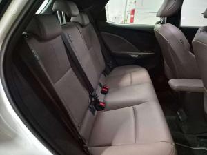 Balts Lexus LBX 2025 Viļņa, ar dzinēja tilpumu 1.49 L un nobraukumu 16 tūkst. km par 29999 €, foto 9 vietnē AUTOMOTO.COM.LV