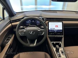 Balts Lexus LBX 2025 Tallina, ar dzinēja tilpumu 1.50 L un nobraukumu 220 tūkst. km par 36790 €, foto 13 vietnē AUTOMOTO.COM.LV