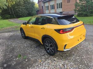 Желтый Лексус LBX 2025 в Пренай, объемом двигателя 1.50 л и пробегом 9 тыс. км за 20800 €, фото 4 на AUTOMOTO.COM.LV
