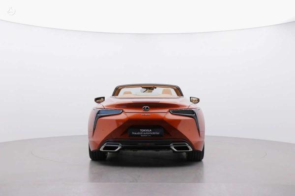 Оранжевый Лексус LC 500 2022 в Вильнюс, объемом двигателя 4.97 л и пробегом 9 тыс. км за 119900 €, фото 6 на AUTOMOTO.COM.LV