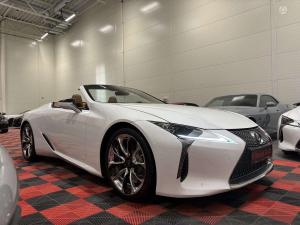White Lexus LC 500 2021 in Vilnius, with an engine capacity of 4.97 L and mileage of 65 thousand km for 75999 €, photo 4 on AUTOMOTO.COM.LV