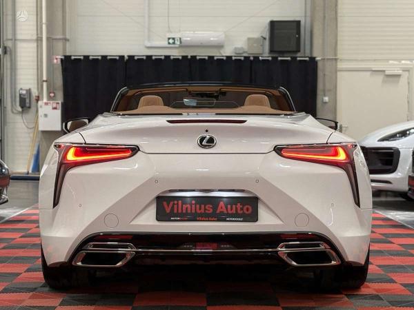 White Lexus LC 500 2021 in Vilnius, with an engine capacity of 4.97 L and mileage of 65 thousand km for 75999 €, photo 5 on AUTOMOTO.COM.LV