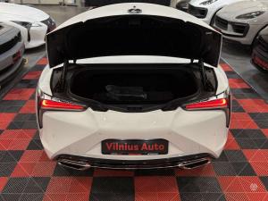 White Lexus LC 500 2021 in Vilnius, with an engine capacity of 4.97 L and mileage of 65 thousand km for 75999 €, photo 36 on AUTOMOTO.COM.LV