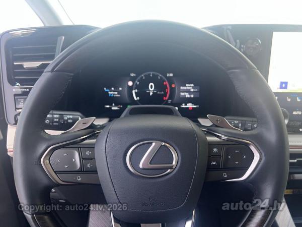 Melns Lexus LM 2024 Tallina, ar dzinēja tilpumu 2.49 L un nobraukumu 14 tūkst. km par 96995 €, foto 11 vietnē AUTOMOTO.COM.LV