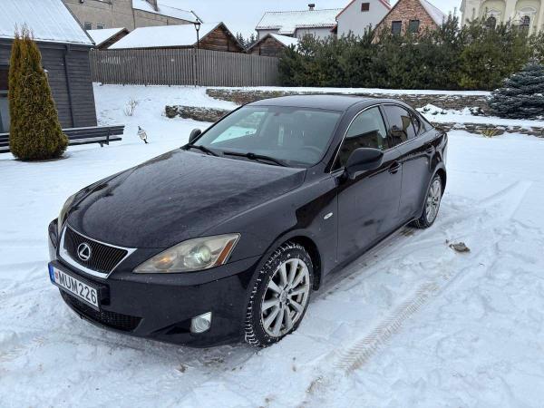 Black Lexus LS 220 2006 in Kedainiai, with an engine capacity of 2.23 L and mileage of 378 thousand km for 2950 €, photo 1 on AUTOMOTO.COM.LV