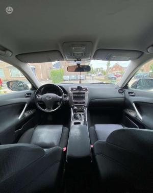 Black Lexus LS 220 2006 in Kaunas, with an engine capacity of 2.23 L and mileage of 217 thousand km for 2400 €, photo 11 on AUTOMOTO.COM.LV