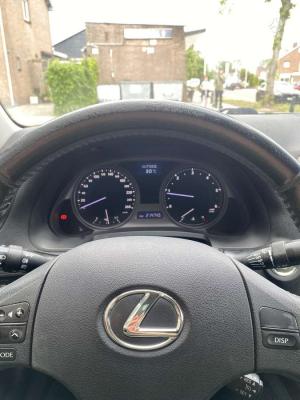 Black Lexus LS 220 2006 in Kaunas, with an engine capacity of 2.23 L and mileage of 217 thousand km for 2400 €, photo 13 on AUTOMOTO.COM.LV