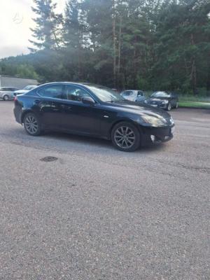Black Lexus LS 220 2006 in Vilnius, with an engine capacity of 2.23 L and mileage of 233 thousand km for 2200 €, photo 7 on AUTOMOTO.COM.LV