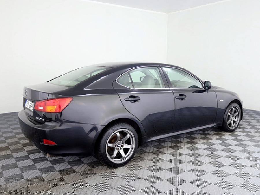Melns Lexus LS 220 2006 Tallina, ar dzinēja tilpumu 2.20 L un nobraukumu 379 tūkst. km par 1799 €, foto 3 vietnē AUTOMOTO.COM.LV