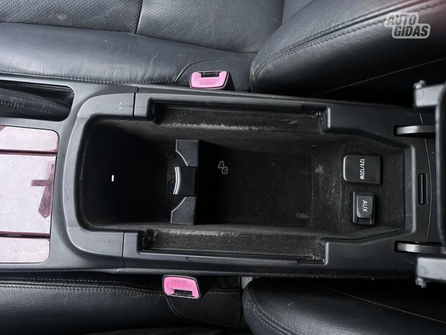 Melns Lexus LS 220 2006 Viļņa, ar dzinēja tilpumu 2.20 L un nobraukumu 271 tūkst. km par 2350 €, foto 20 vietnē AUTOMOTO.COM.LV