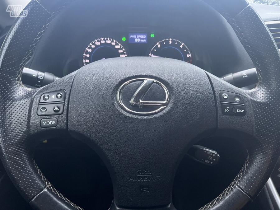 Melns Lexus LS 220 2006 Viļņa, ar dzinēja tilpumu 2.20 L un nobraukumu 271 tūkst. km par 2350 €, foto 24 vietnē AUTOMOTO.COM.LV