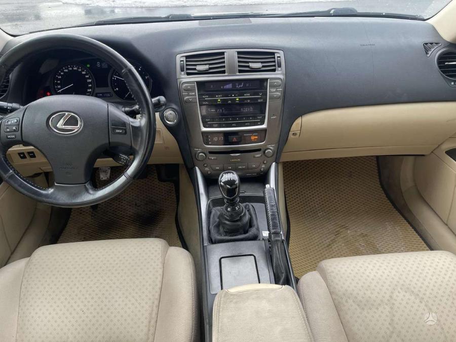 Melns Lexus LS 220 2007 Viļņa, ar dzinēja tilpumu 2.23 L un nobraukumu 300 tūkst. km par 3000 €, foto 20 vietnē AUTOMOTO.COM.LV