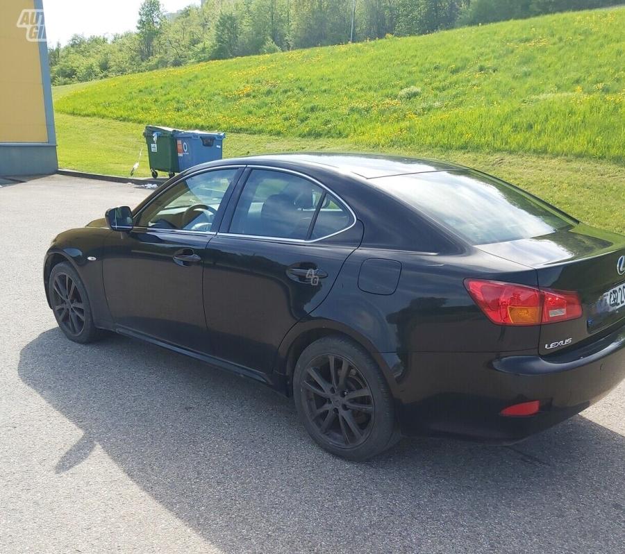 Melns Lexus LS 220 2007 Kauņa, ar dzinēja tilpumu 2.20 L un nobraukumu 270 tūkst. km par 3000 €, foto 7 vietnē AUTOMOTO.COM.LV