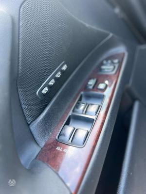 Melns Lexus LS 220 2007 Viļņa, ar dzinēja tilpumu 2.23 L un nobraukumu 316 tūkst. km par 2700 €, foto 10 vietnē AUTOMOTO.COM.LV