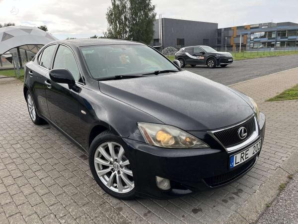 Black Lexus LS 220 2007 in Vilnius, with an engine capacity of 2.20 L and mileage of 277 thousand km for 2400 €, photo 1 on AUTOMOTO.COM.LV