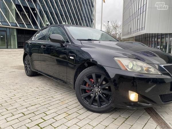 Melns Lexus LS 220 2008 Viļņa, ar dzinēja tilpumu 2.20 L un nobraukumu 300 tūkst. km par 3000 €, foto 1 vietnē AUTOMOTO.COM.LV