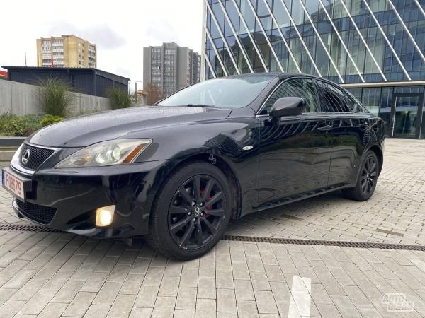 Melns Lexus LS 220 2008 Viļņa, ar dzinēja tilpumu 2.20 L un nobraukumu 300 tūkst. km par 3350 €, foto 1 vietnē AUTOMOTO.COM.LV