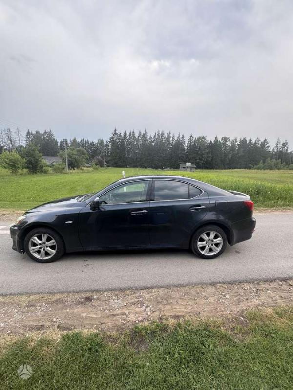 Melns Lexus LS 220 2008 Viļņa, ar dzinēja tilpumu 2.20 L un nobraukumu 349 tūkst. km par 2000 €, foto 4 vietnē AUTOMOTO.COM.LV