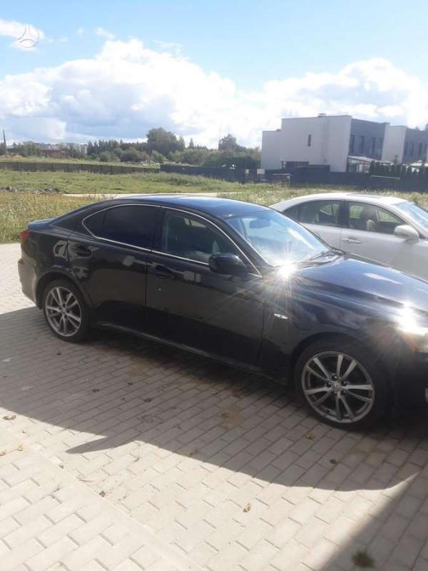 Lexus LS 220 2008 Viļņa vietnē Melns Lexus LS 220 2008 Viļņa, ar dzinēja tilpumu 0.22 L un nobraukumu 329 tūkst. km par 3550 €, foto 5 vietnē AUTOMOTO.COM.LV