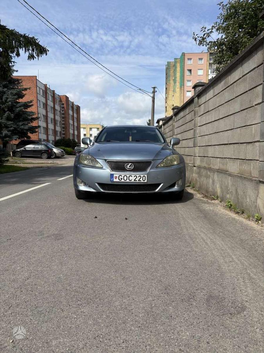 Zils Lexus LS 220 2006 Kauņa, ar dzinēja tilpumu 2.23 L un nobraukumu 345 tūkst. km par 1000 €, foto 1 vietnē AUTOMOTO.COM.LV
