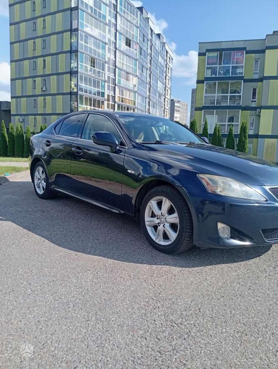 Blue Lexus LS 220 2006 in Vilnius, with an engine capacity of 2.23 L and mileage of 364 thousand km for 2900 €, photo 1 on AUTOMOTO.COM.LV