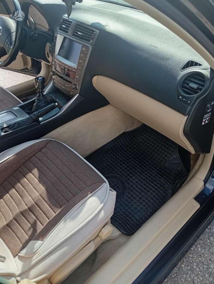 Blue Lexus LS 220 2006 in Vilnius, with an engine capacity of 2.23 L and mileage of 364 thousand km for 2900 €, photo 13 on AUTOMOTO.COM.LV