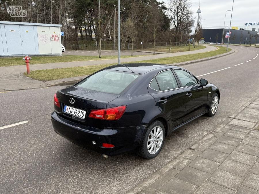 Синий Лексус LS 220 2007 в Вильнюс, объемом двигателя 2.20 л и пробегом 326 тыс. км за 2000 €, фото 7 на AUTOMOTO.COM.LV