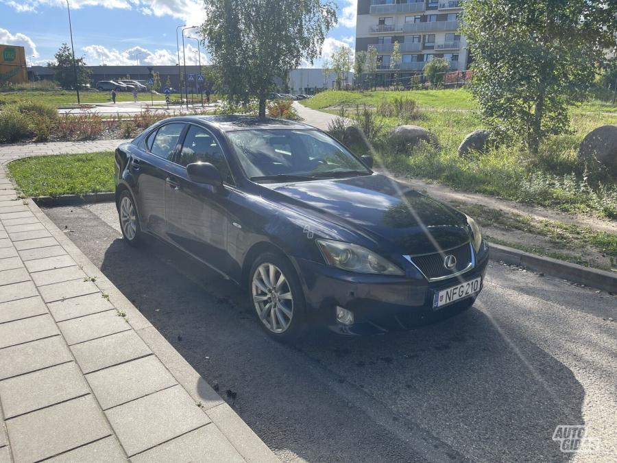 Blue Lexus LS 220 2007 in Vilnius, with an engine capacity of 2.20 L and mileage of 326 thousand km for 2000 €, photo 3 on AUTOMOTO.COM.LV