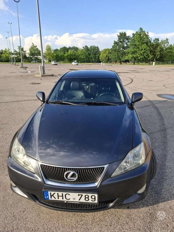 Zils Lexus LS 220 2009 Kauņa, ar dzinēja tilpumu 2.23 L un nobraukumu 326 tūkst. km par 3550 €, foto 6 vietnē AUTOMOTO.COM.LV