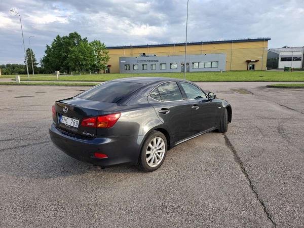 Zils Lexus LS 220 2009 Kauņa, ar dzinēja tilpumu 2.23 L un nobraukumu 326 tūkst. km par 3550 €, foto 9 vietnē AUTOMOTO.COM.LV