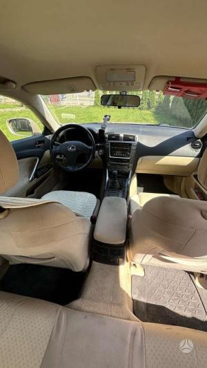 Brown Lexus LS 220 2008 in Trakai, with an engine capacity of 2.23 L and mileage of 332 thousand km for 1300 €, photo 19 on AUTOMOTO.COM.LV
