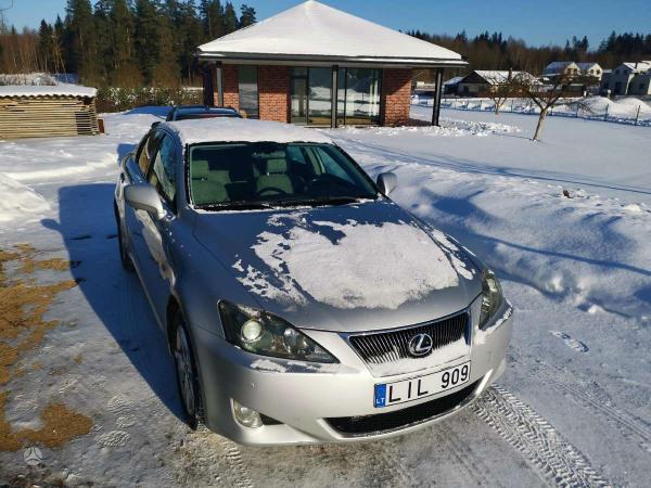 Pelēks Lexus LS 220 2006 Viļņa, ar dzinēja tilpumu 0.00 L un nobraukumu 274 tūkst. km par 3999 €, foto 1 vietnē AUTOMOTO.COM.LV