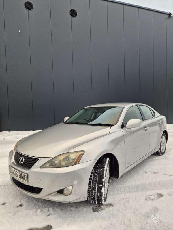 Pelēks Lexus LS 220 2006 Panevēža, ar dzinēja tilpumu 0.00 L un nobraukumu 160 tūkst. km par 1440 €, foto 2 vietnē AUTOMOTO.COM.LV