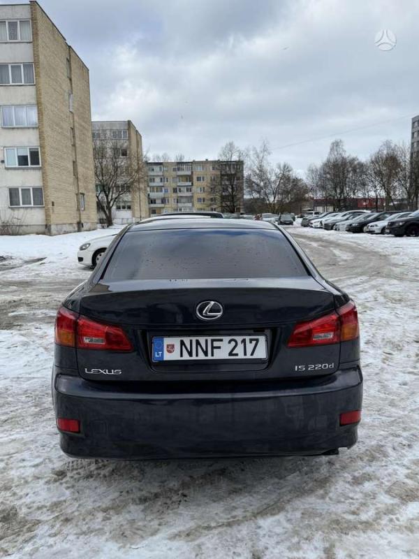 Grey Lexus LS 220 2006 in Kaunas, with an engine capacity of 2.23 L and mileage of 350 thousand km for 3600 €, photo 4 on AUTOMOTO.COM.LV