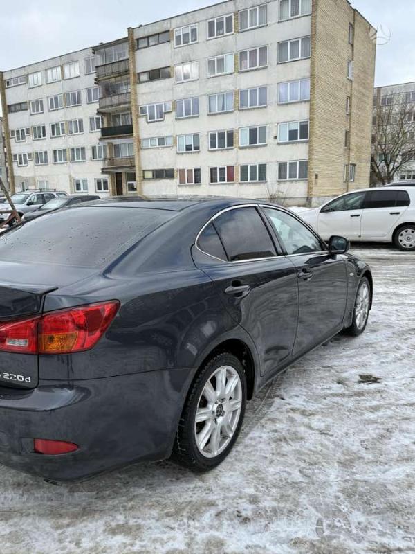 Grey Lexus LS 220 2006 in Kaunas, with an engine capacity of 2.23 L and mileage of 350 thousand km for 3600 €, photo 5 on AUTOMOTO.COM.LV