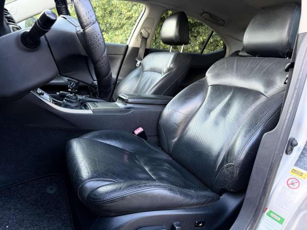 Pelēks Lexus LS 220 2006 Kauņa, ar dzinēja tilpumu 2.23 L un nobraukumu 312 tūkst. km par 2750 €, foto 8 vietnē AUTOMOTO.COM.LV