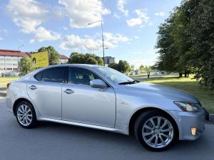 Grey Lexus LS 220 2006 in Kaunas, with an engine capacity of 2.23 L and mileage of 312 thousand km for 2750 €, photo 15 on AUTOMOTO.COM.LV