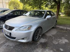 Grey Lexus LS 220 2006 in Vilnius, with an engine capacity of 2.23 L and mileage of 360 thousand km for 1050 €, photo 7 on AUTOMOTO.COM.LV