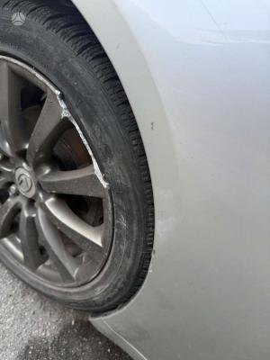 Grey Lexus LS 220 2006 in Vilnius, with an engine capacity of 2.23 L and mileage of 360 thousand km for 1050 €, photo 12 on AUTOMOTO.COM.LV