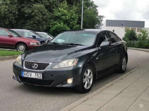 Grey Lexus LS 220 2006 in Vilnius, with an engine capacity of 2.23 L and mileage of 400 thousand km for 1350 €, photo 6 on AUTOMOTO.COM.LV