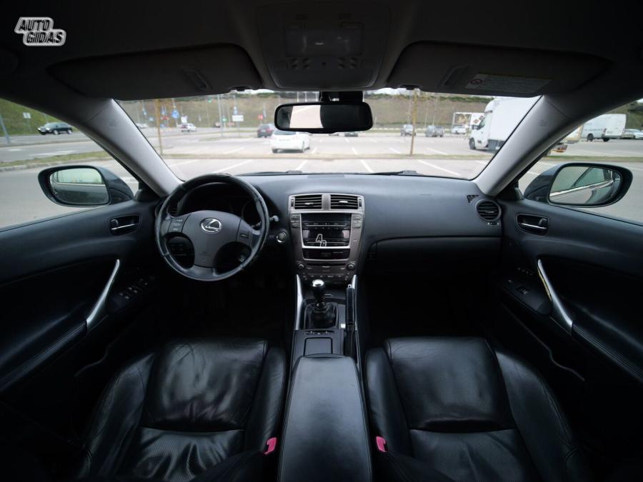 Pelēks Lexus LS 220 2006 Viļņa, ar dzinēja tilpumu 2.20 L un nobraukumu 315 tūkst. km par 2500 €, foto 4 vietnē AUTOMOTO.COM.LV
